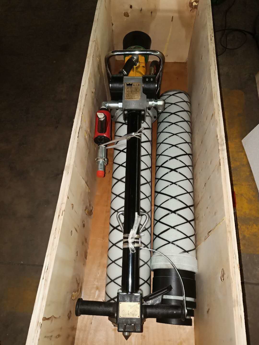 Flameproofed Pneumatic Mining Rotary Gopher Roof Bolter with Dust ...